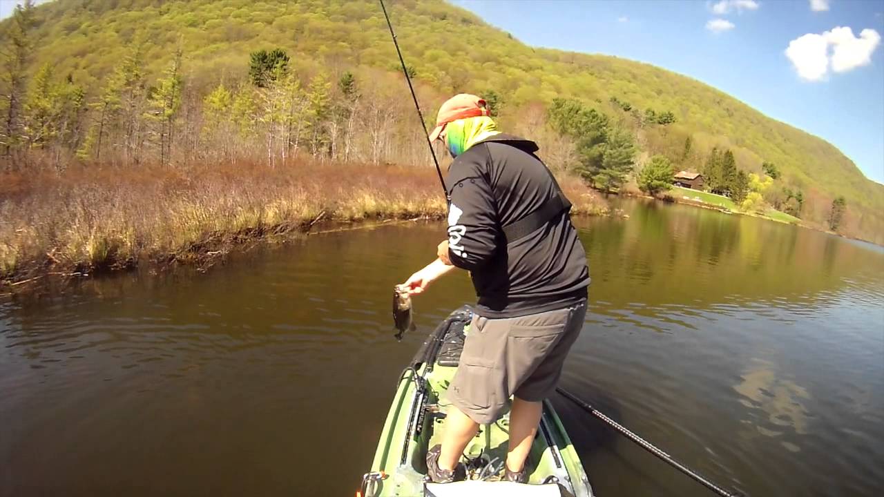 Kayak Bass Fishing Labrador Pond NY - YouTube
