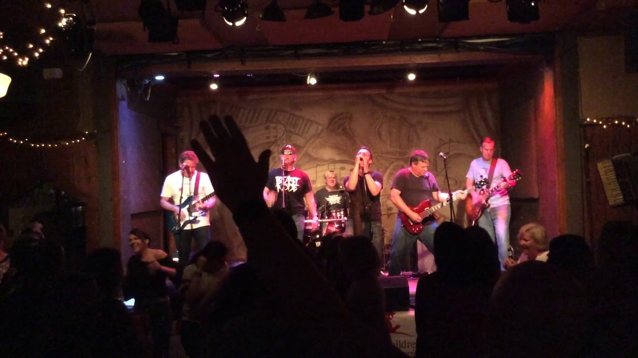 Jameson Shakes - Killers Mr. Brightside @ FitzGeralds Jun 2019 - YouTube