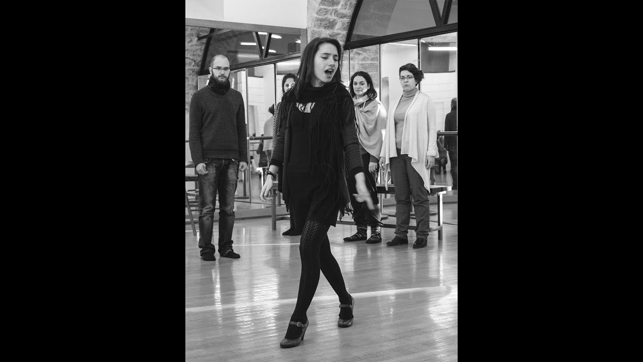 Η Όπερα της Πεντάρας - Barbara Song - YouTube