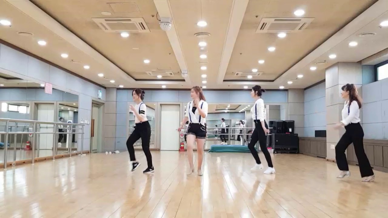 Cherry On Top Line Dance Dance & Count - YouTube