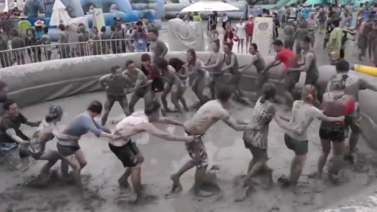 Mud party - YouTube