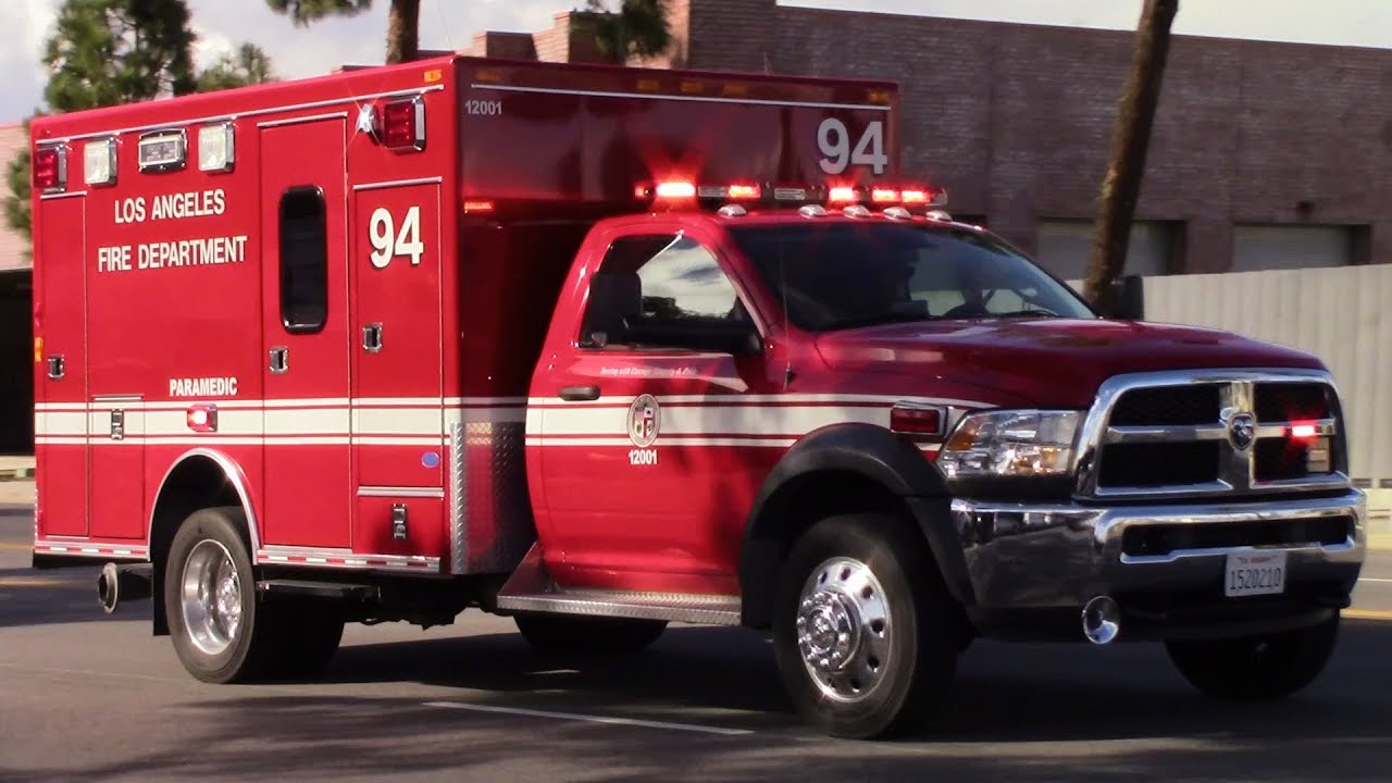 LAFD Engine 94 & Rescue 94 Responding - YouTube