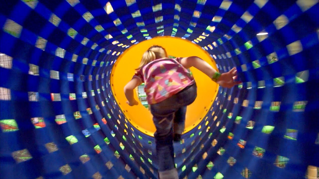 Leo's Lekland Camera Chase (indoor playground fun for kids in Kalmar ...