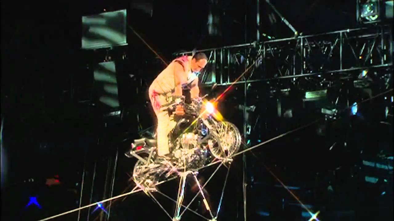 Ringling Bros. and Barnum & Bailey presents Barnum 200, the Biggest ...