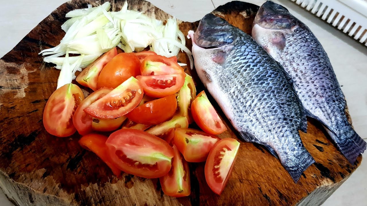 Kinamatisang Tilapia | Kusina Ni Utoy - YouTube