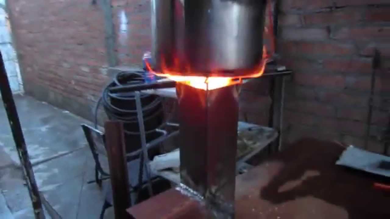 Estufa portatil de metal (rocket stove) - YouTube