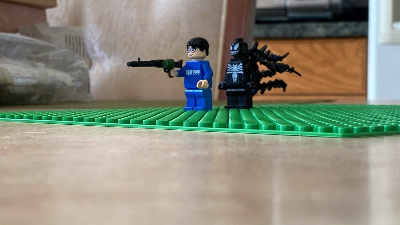 Lego - Daniel the Showstopper vs Venom - YouTube