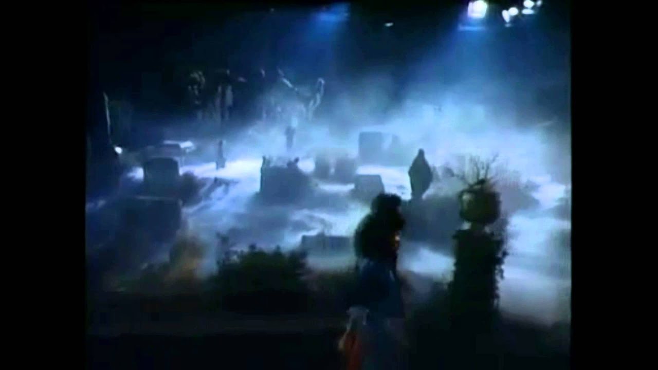 Michael Jackson's Thriller Screaming Goats - YouTube