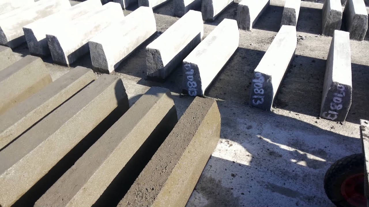 fabricacion de soleras en temuco (vibrados casas del valle) - YouTube