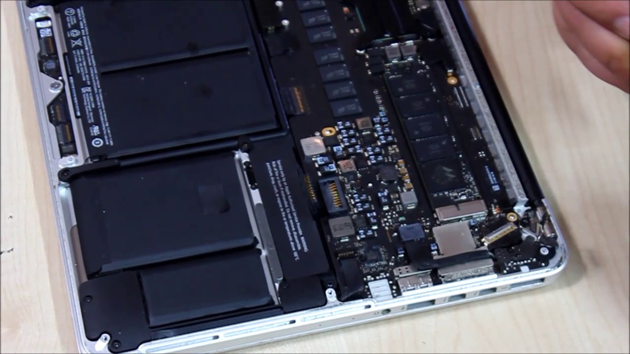 How to change an Apple Macbook Laptop screen assembly - YouTube