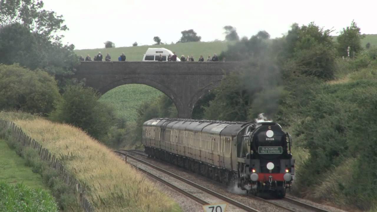 35028 Clan Line, Blackmore Vale Express, 16th July 2011 - YouTube