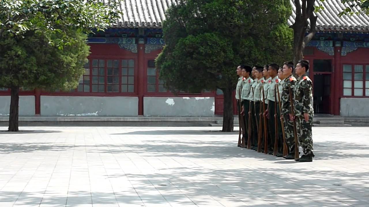 Chinese Soldiers Training - YouTube