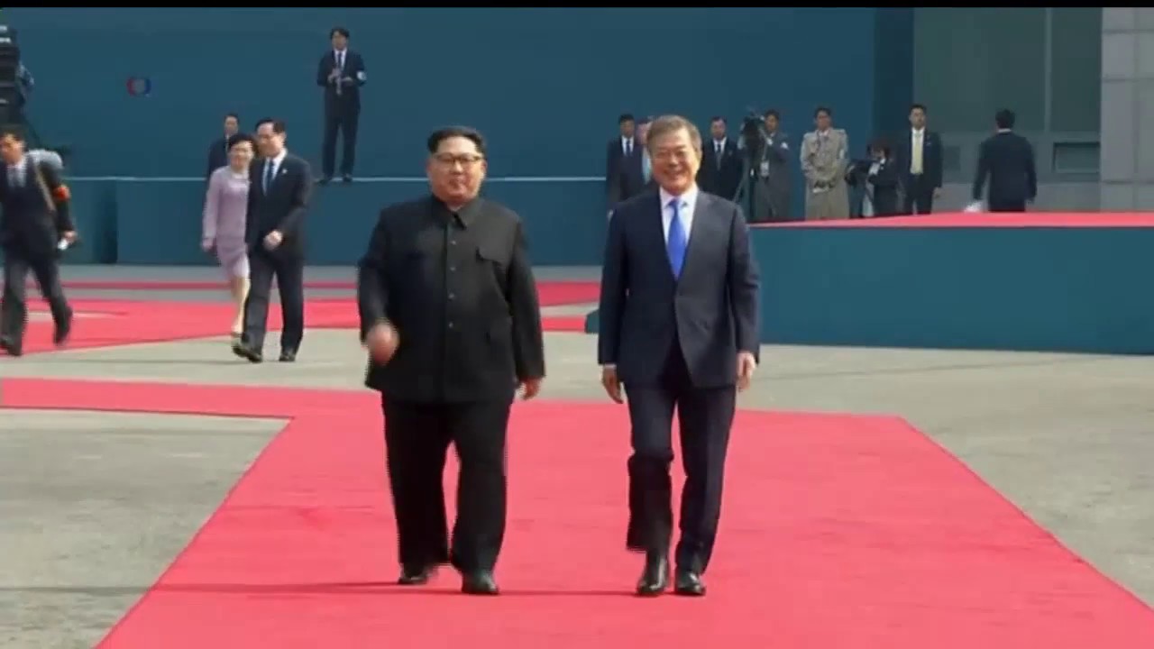 KIM JONG UN AND MOON JAE-IN MEET FOR INTER-KOREAN SUMMIT - YouTube