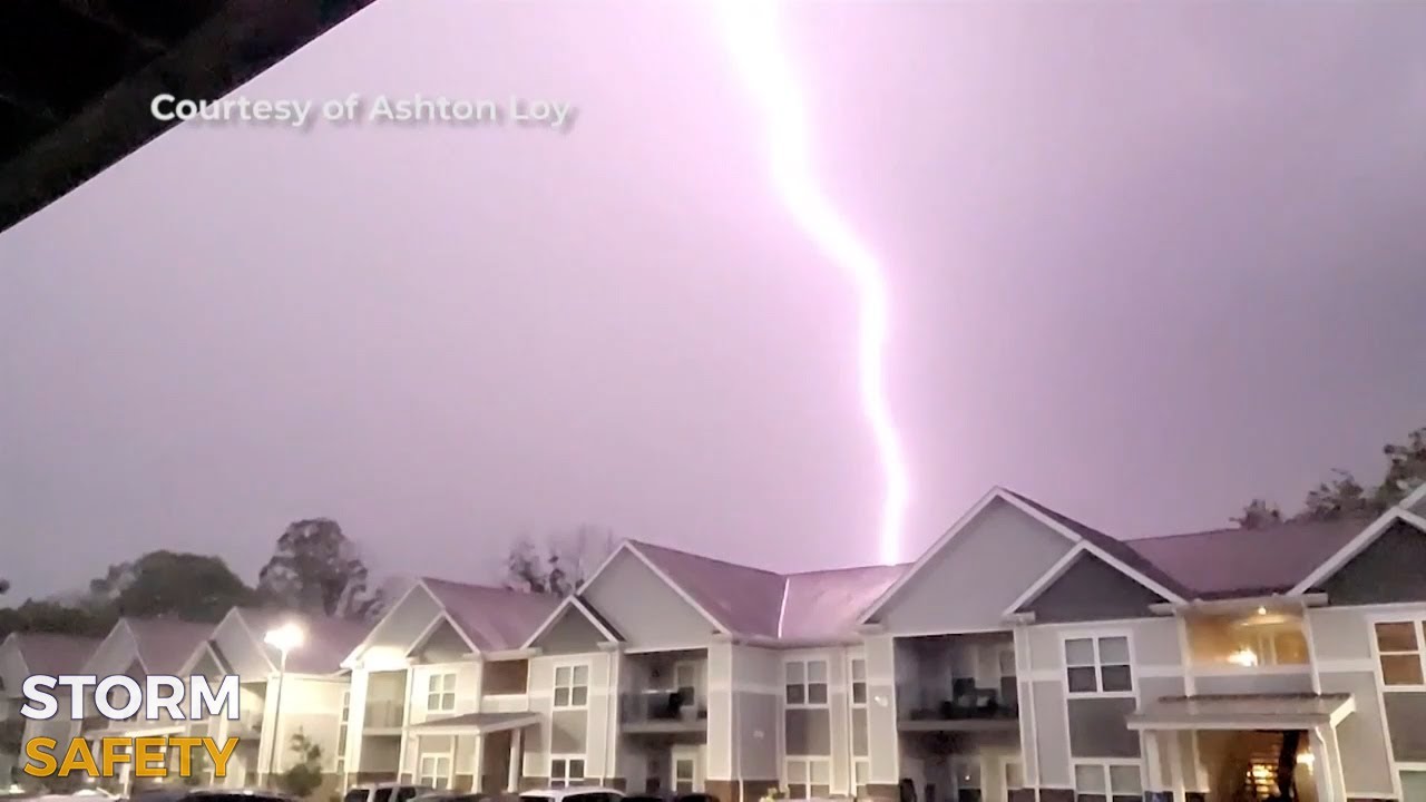 Explainer: How lightning forms and fast facts - YouTube