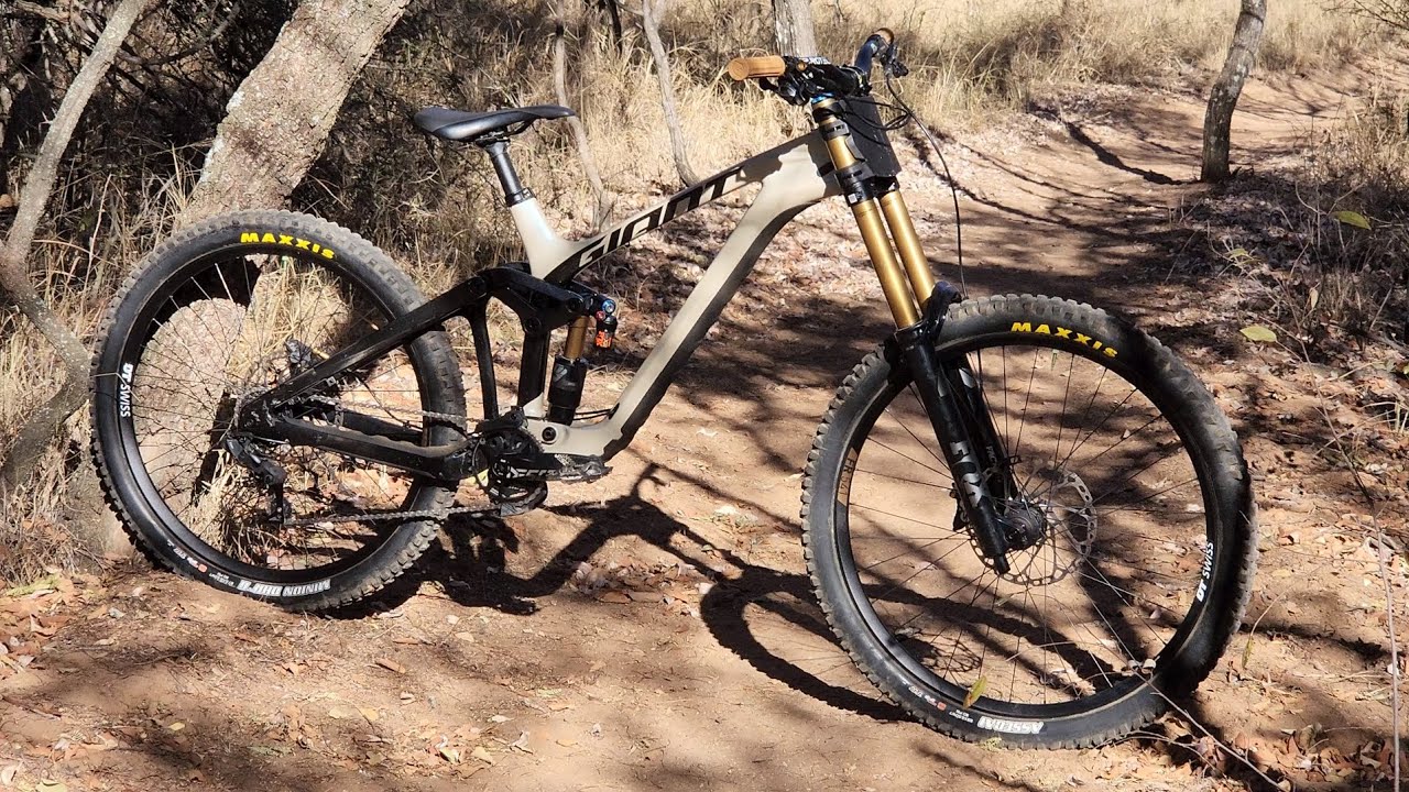 My Downhill Bike setup for the 2024 season😍 - YouTube