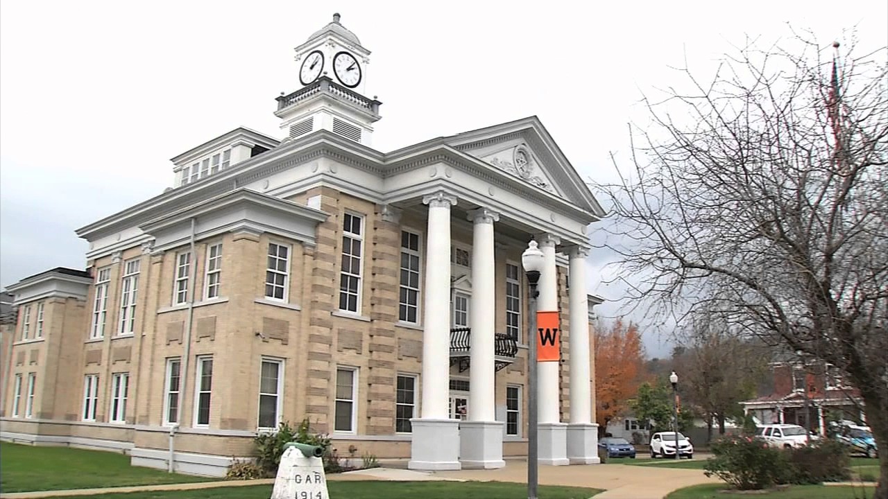Wirt County Courthouse - Elizabeth, WV - YouTube