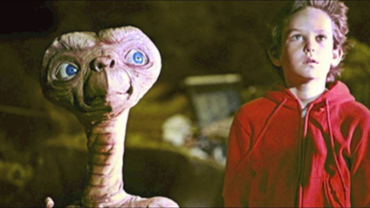 E.T Deleted Scene - YouTube