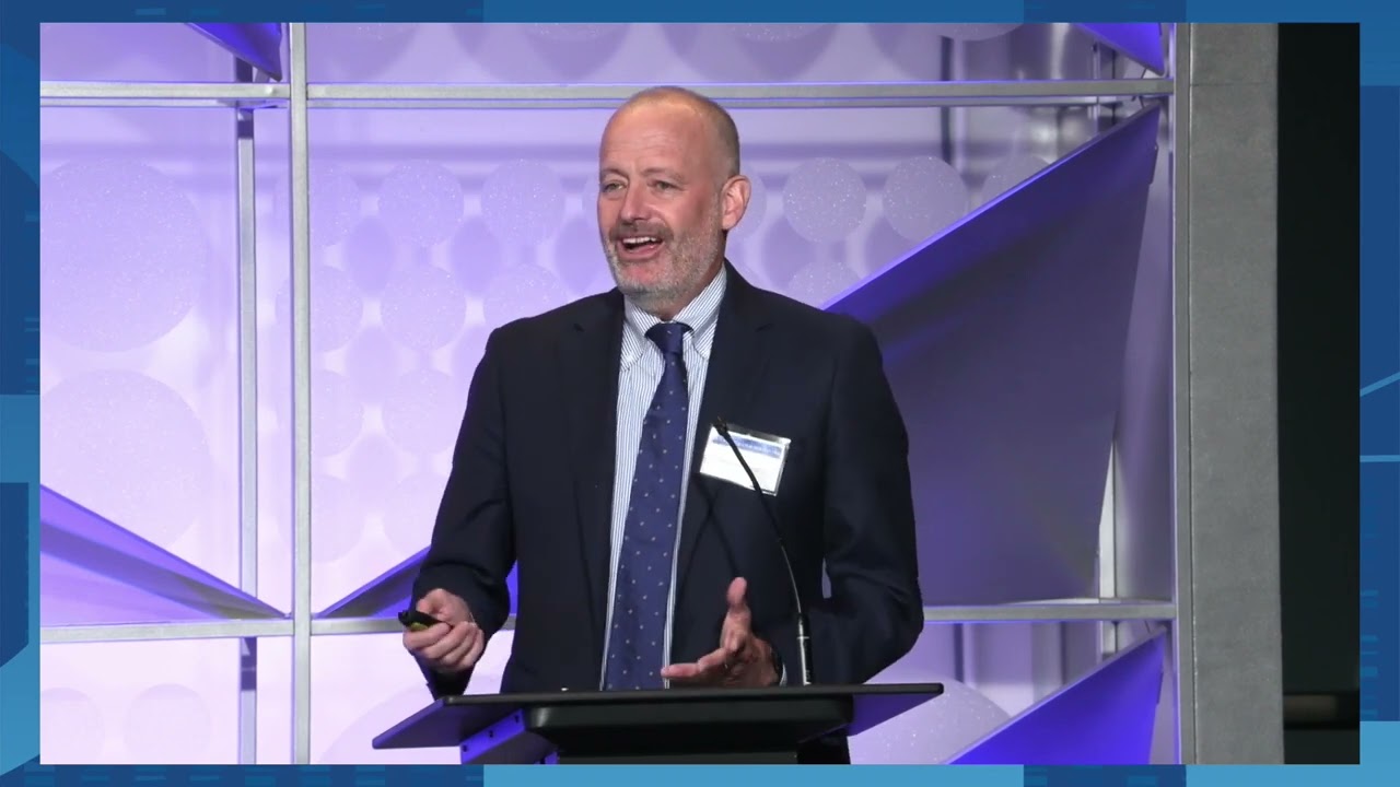 Leading Edge Medicine featuring Dr. Benjamin Humphreys - YouTube