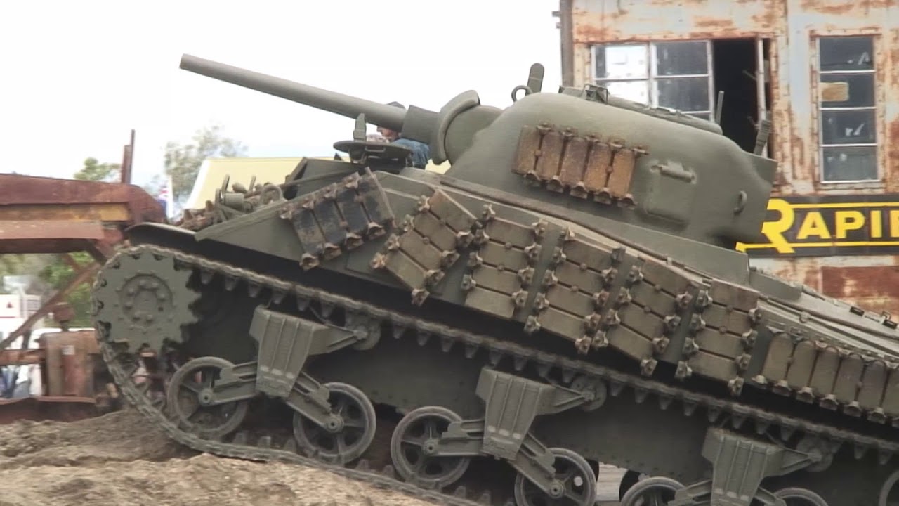 M4 Sherman Demonstration (2009) - YouTube