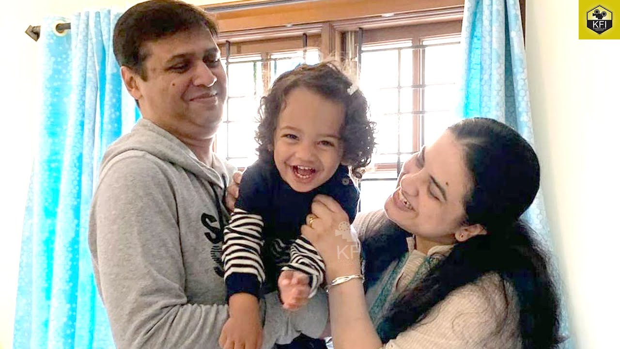 ಗಾಯಕಿ ನಂದಿತಾ ಅವರ ಕುಟುಂಬದ ಸುಂದರ ಚಿತ್ರಗಳು📸 | Singer Nanditha Family ...