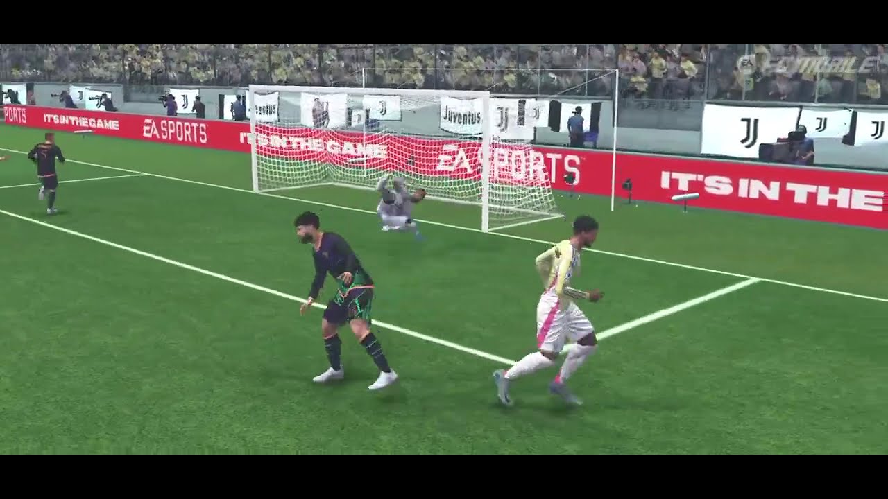 Ati-ati deh kalo dah corner kick kayak gini,, Ati2 am si Kepala Besi 😅 ...