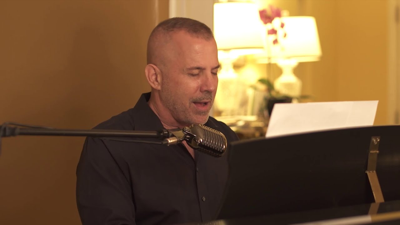 Michael Collum "WHEN OCTOBER GOES" (Barry Manilow/Johnny Mercer) - YouTube