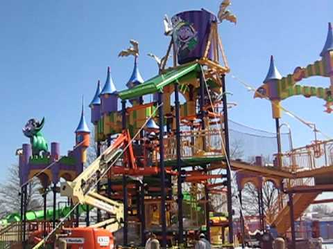 We're Building the Count a Splash Castle | Sesame Place - YouTube