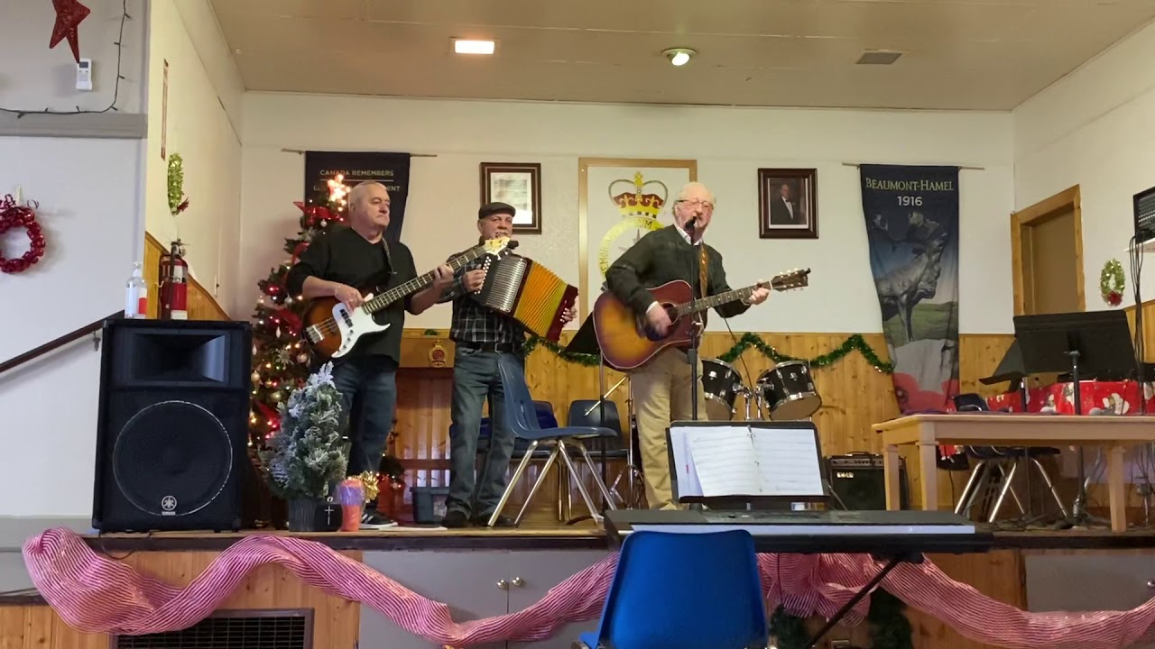Bud Davidge surprise appearance at Musically Inclined “The Mummers Song ...