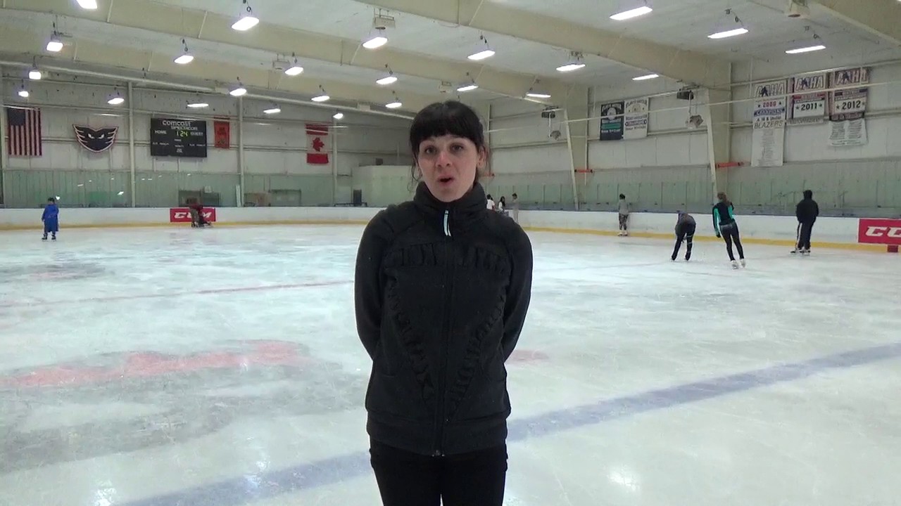 Learn to Skate: Two Foot Spin - YouTube