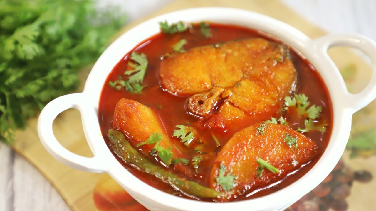 মাছের ঝোল|কম তেল মশলা দিয়ে একবার এইভাবে বানিয়ে নিন ভেটকি মাছ|Machher ...