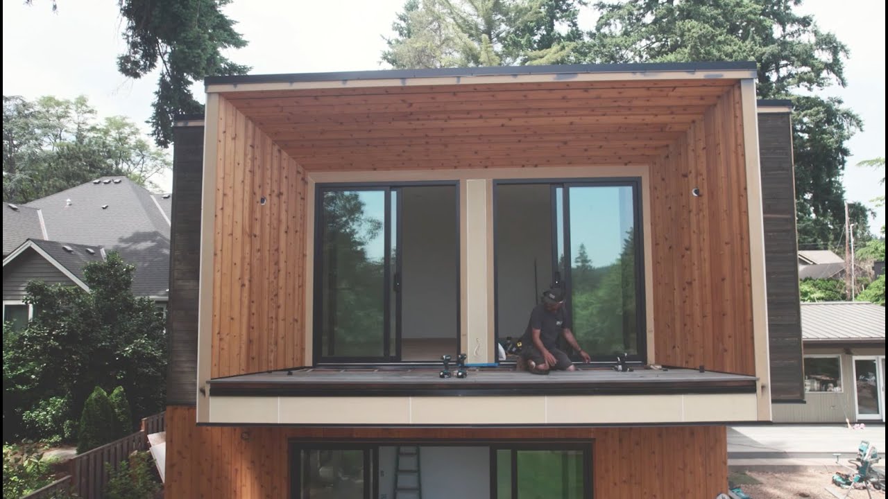 Akos Construction - Spann Haus Decking - YouTube