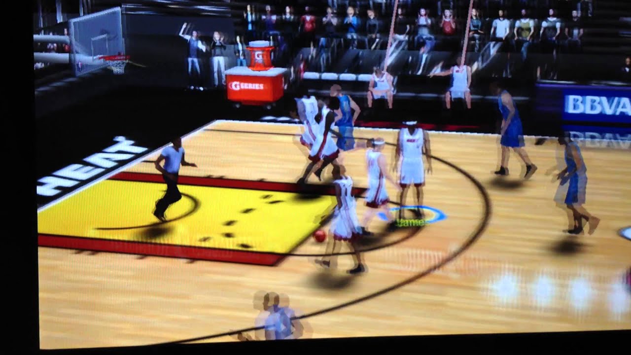 NBA 2K12 iOS 5 bug - YouTube