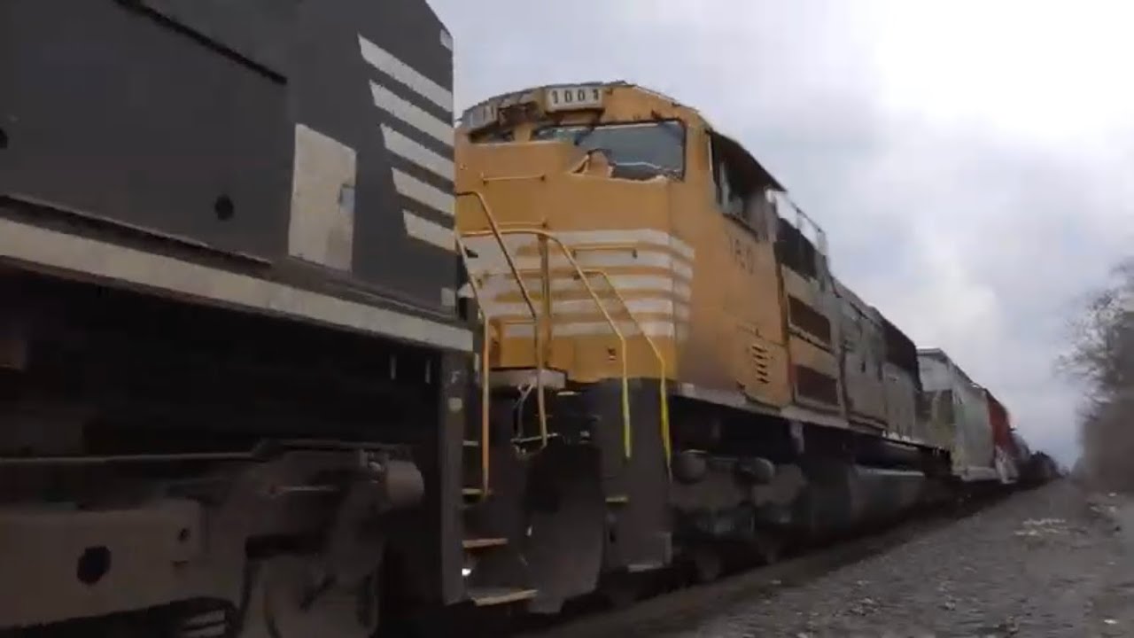 NS 1801 “Yellow Sonic Bonnet” Trails 170 At CP 142 - YouTube