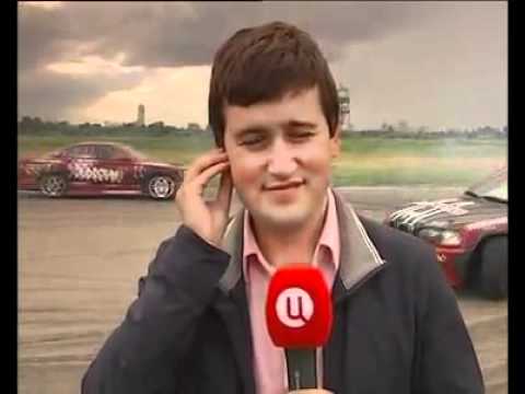 Сбили корреспондента ТВЦ в Прямом Эфире Reporter knocked Drift