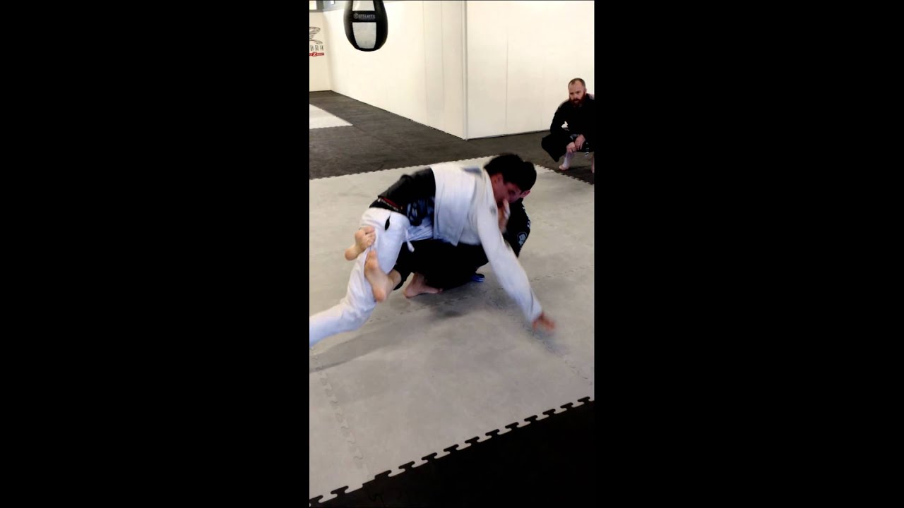 Slow motion roll w/ Sean Huff & Santos Rivera - YouTube