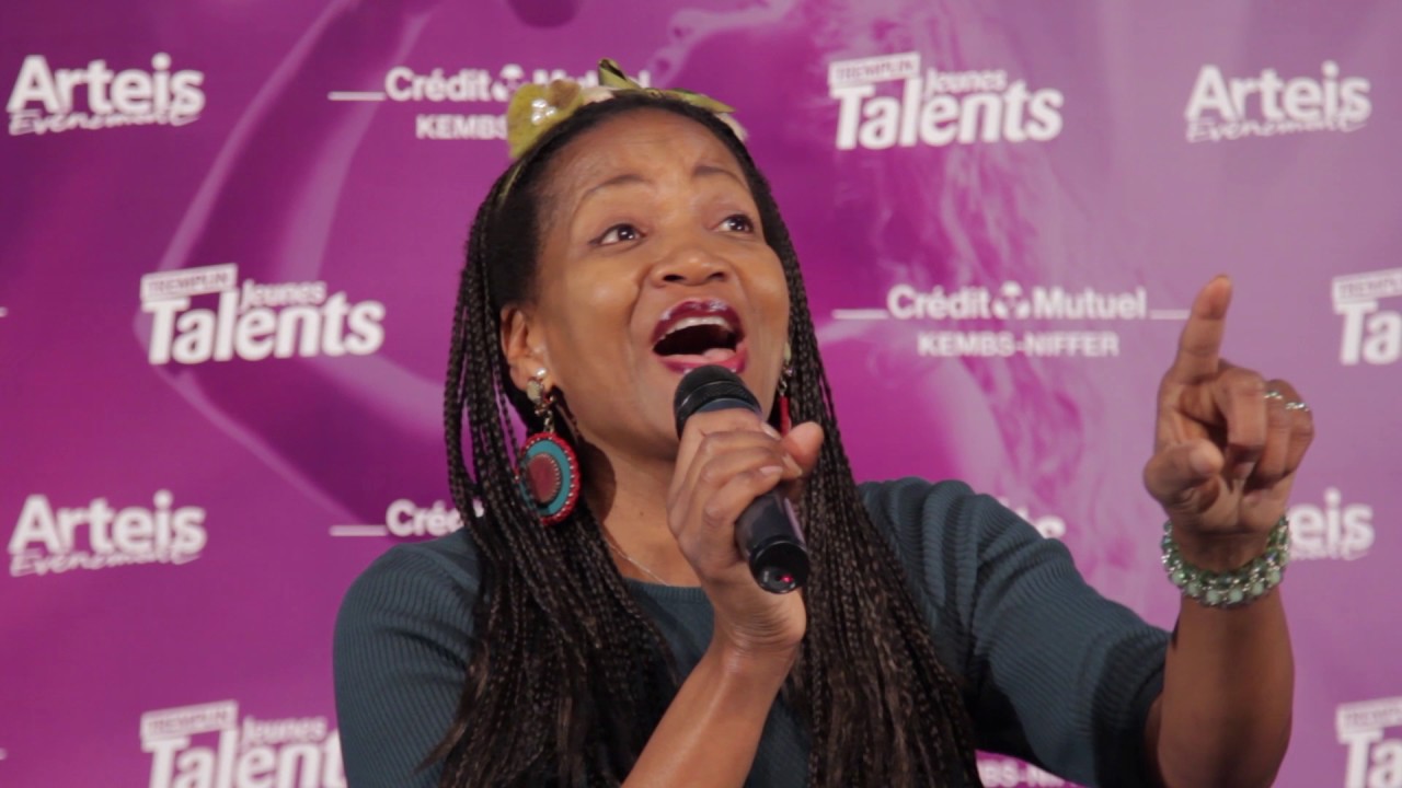 Anna Dell'Era - I will always love you de Whitney Houston - YouTube