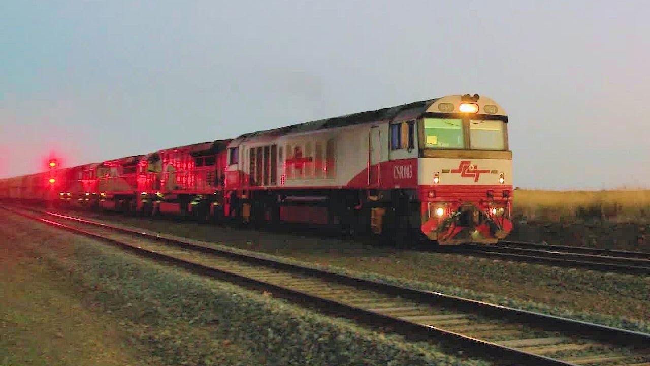 Four Loco SCT Interstate Freight - PoathTV Australian Trains & Railways ...