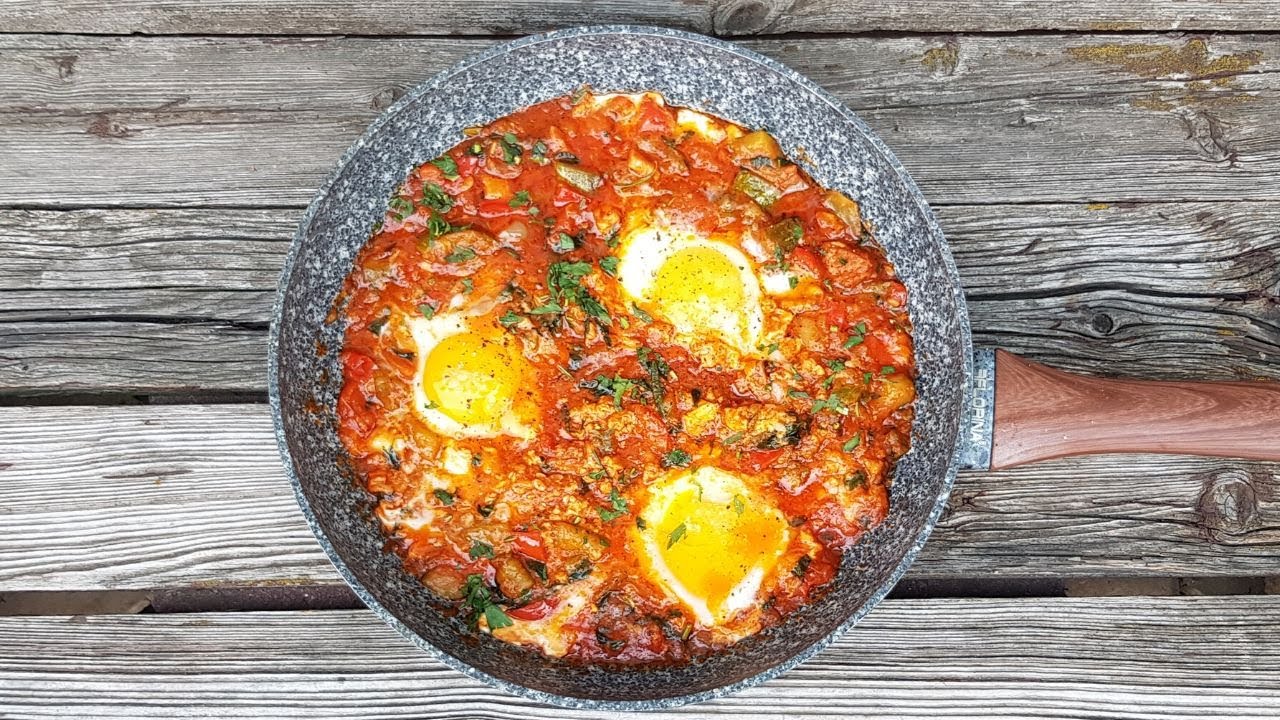 KETO BIGOS Z CUKINII ORAZ SUPER PROSTE KETO ŚNIADANIE - YouTube