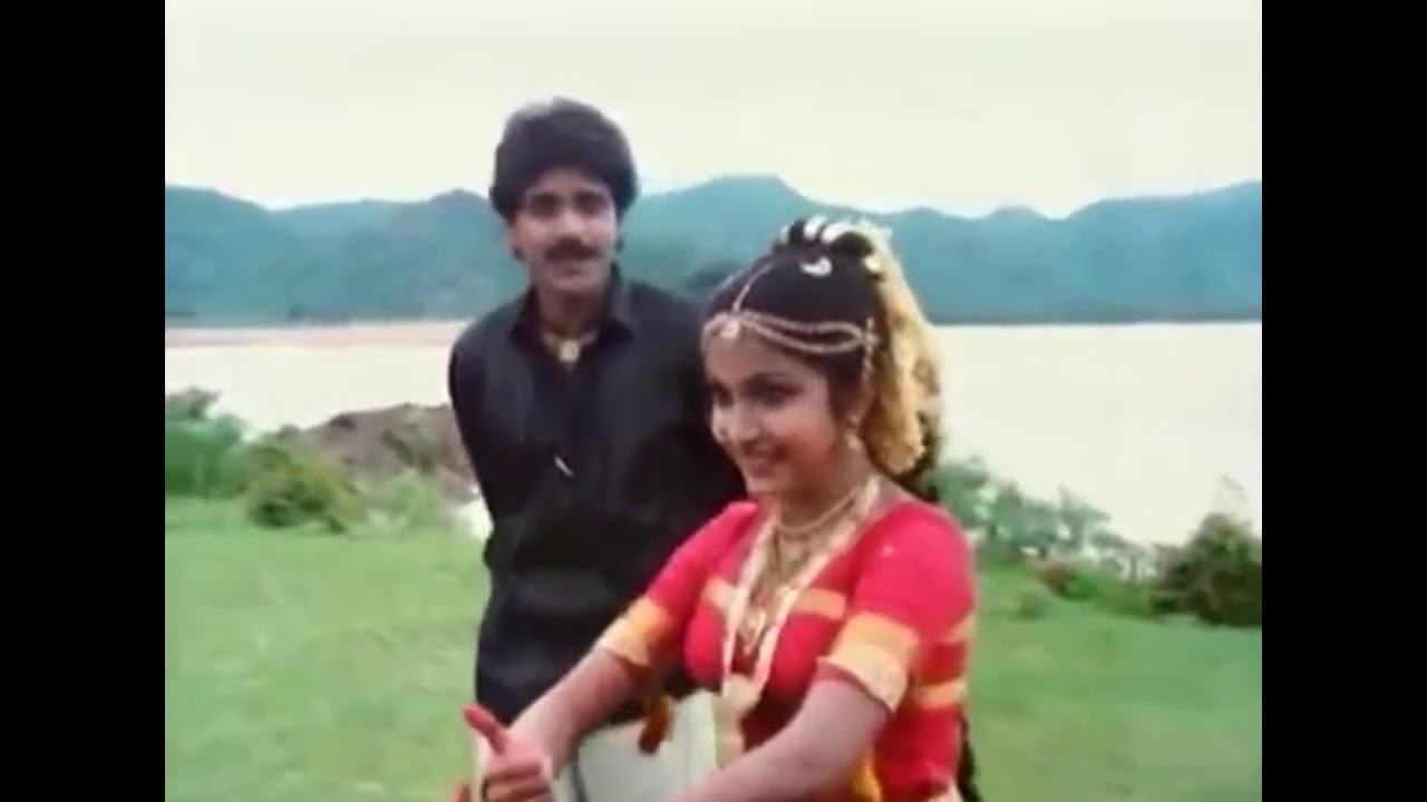 Ramya Krishnan mam dancing ️Devi Durga Devi ️ Beautiful 😍 I love India ...