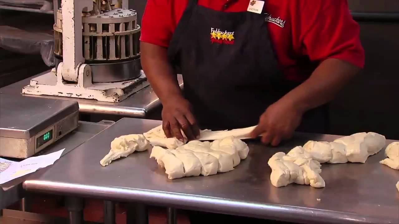 Fudd's Fresh Buns 30 TVHD REV.mp4 - YouTube
