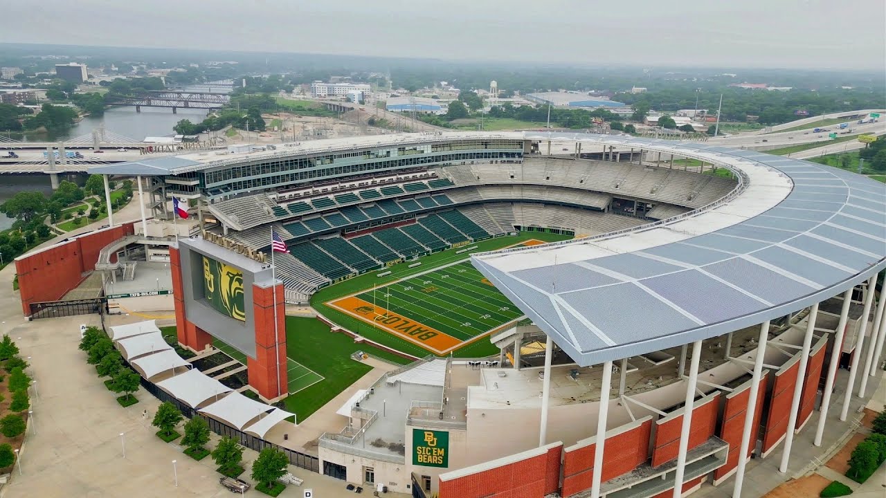 Baylor University Campus - Waco - McLane Stadium - Magnolia Silo ...