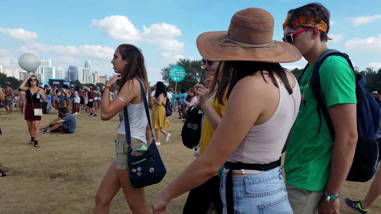 ACL Fest 2017 (week 2) Day 2 - Walking Around - YouTube
