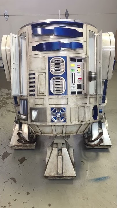 R2-D2 Build: Malfunction Routine - YouTube