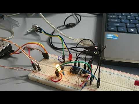 Successful programming of 12f675 with MPLAB X - YouTube