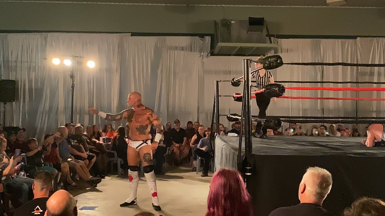 Wrestling Match: Giant Orion vs Justin Newhook RSPW - YouTube