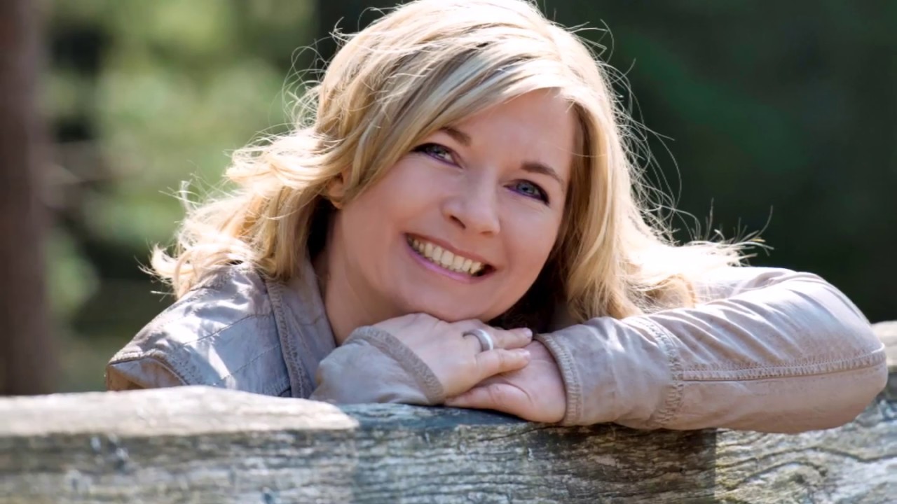 WIE EIN DIAMANT - Heidi Reil (Hörprobe) - YouTube