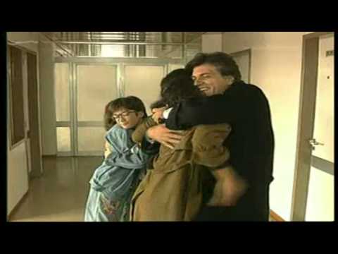 ΣΠΙΤΙ ΓΙΑ ΠΕΝΤΕ - YouTube