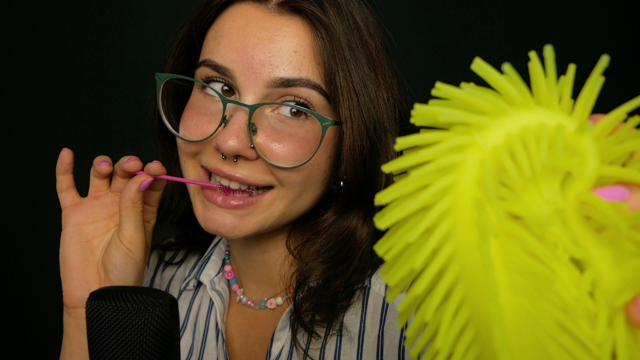 NOWE WYZWALACZE ASMR 💥 spoolie nibbling, "dot, dot, dot", gniotek, szeleszcząca krzyżówka - YouTube