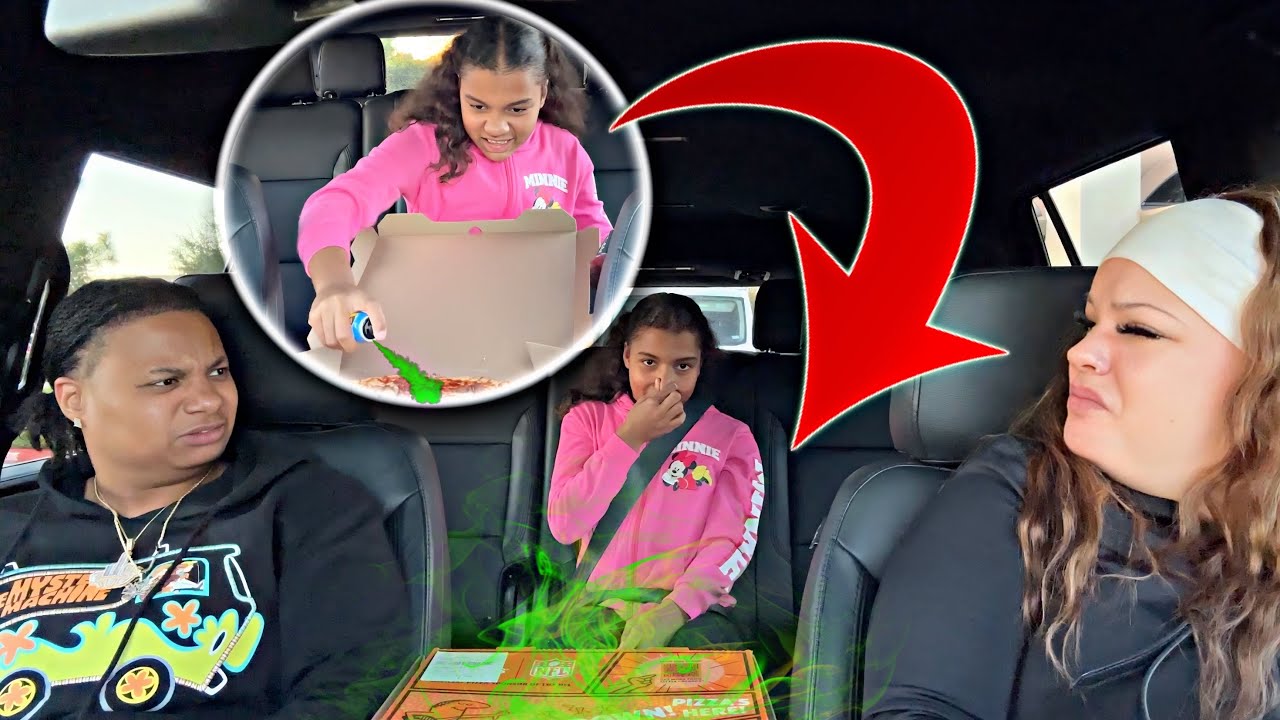 SPRAYING "FART SPRAY" On The PIZZA To Catch My Parents Reaction ...