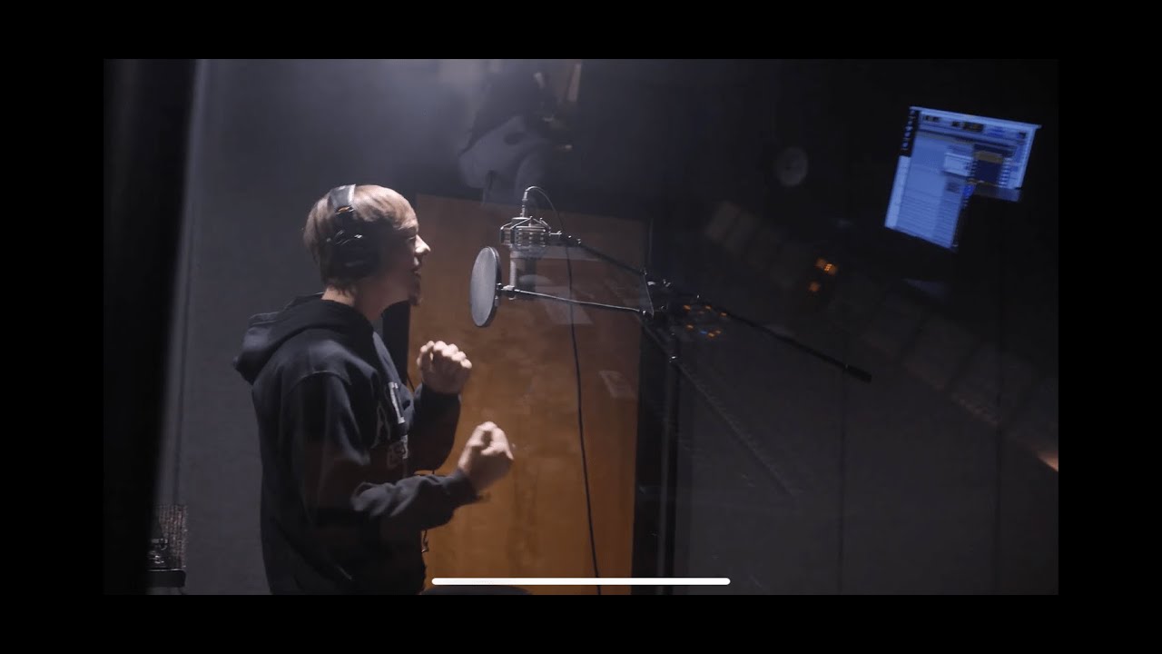Raxx - Thuggin (Official Music Video) - YouTube